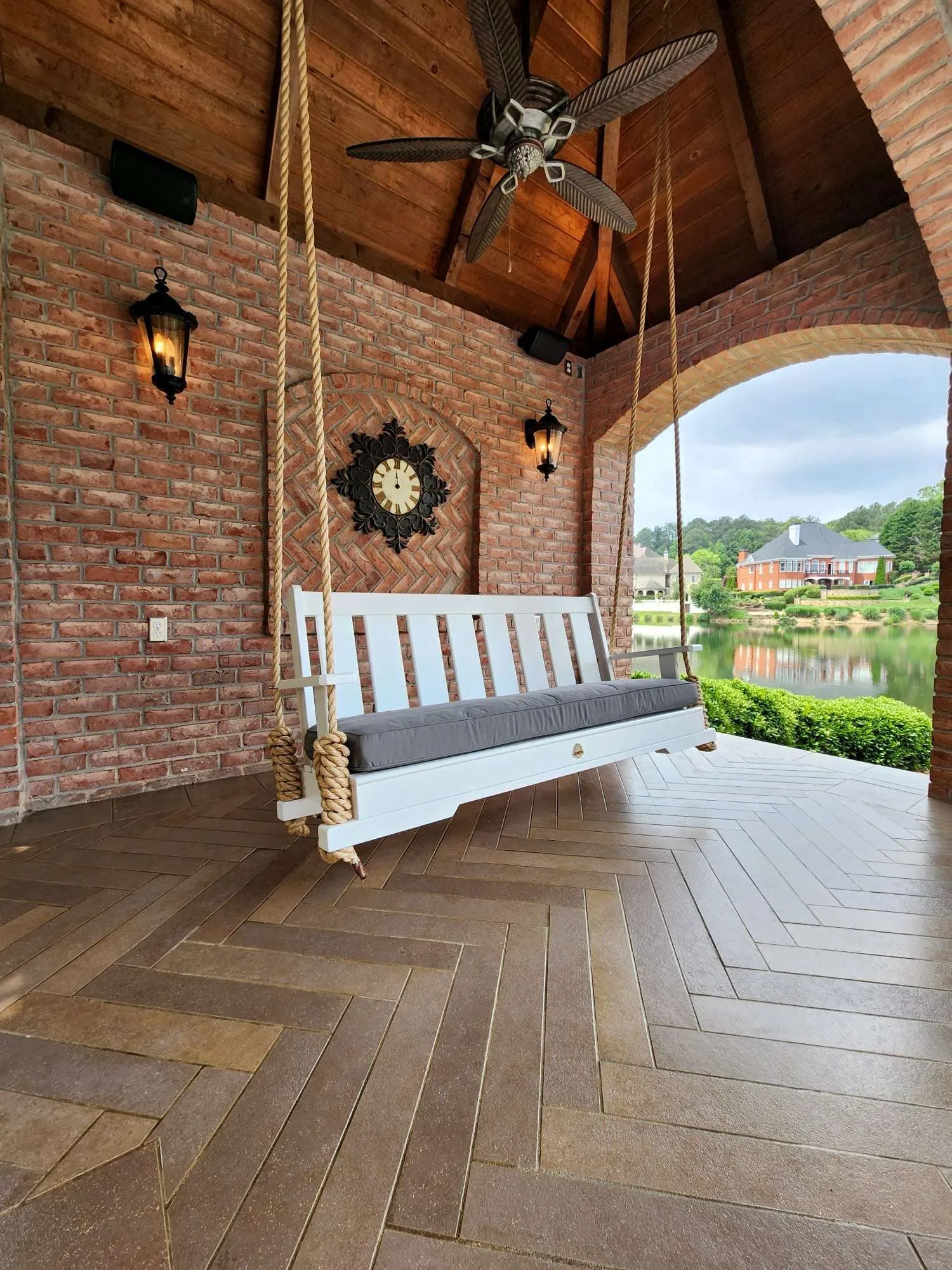 Custom Swing Gallery - Georgia Swings